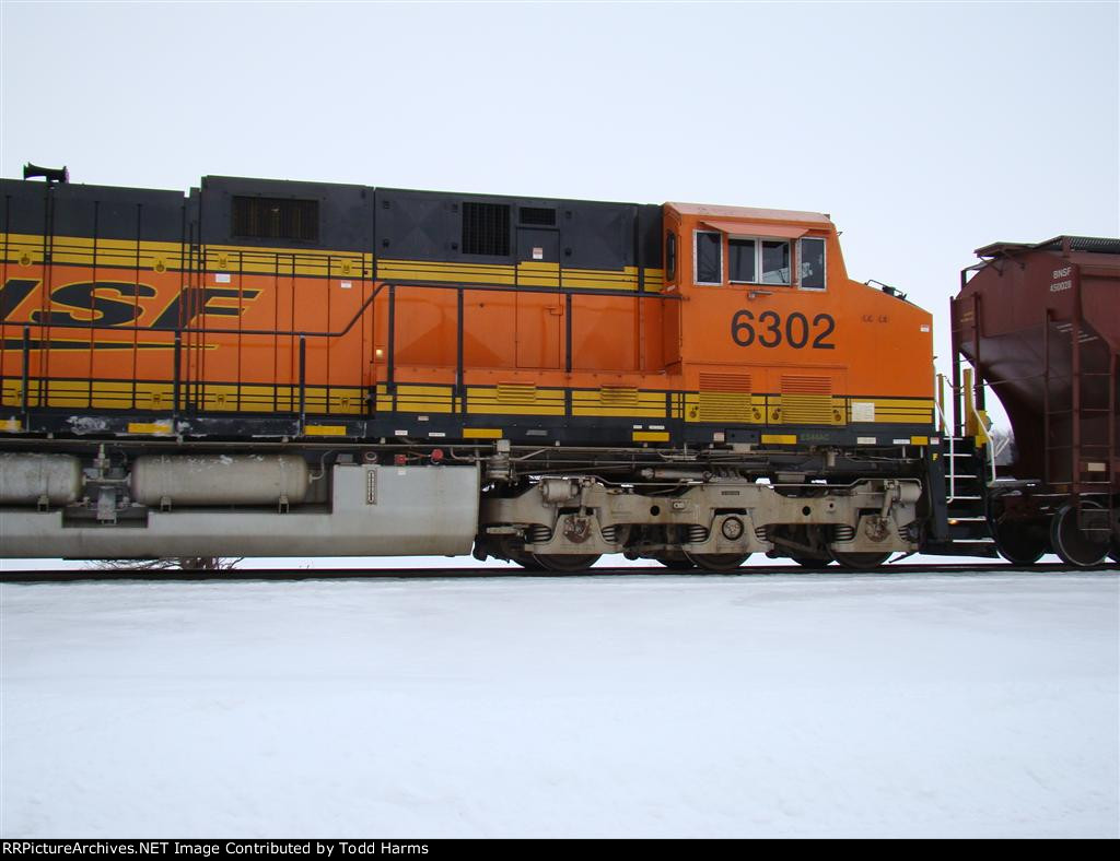 BNSF 6302